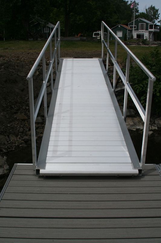 Aluminum Gangplank in NY | TechniDock
